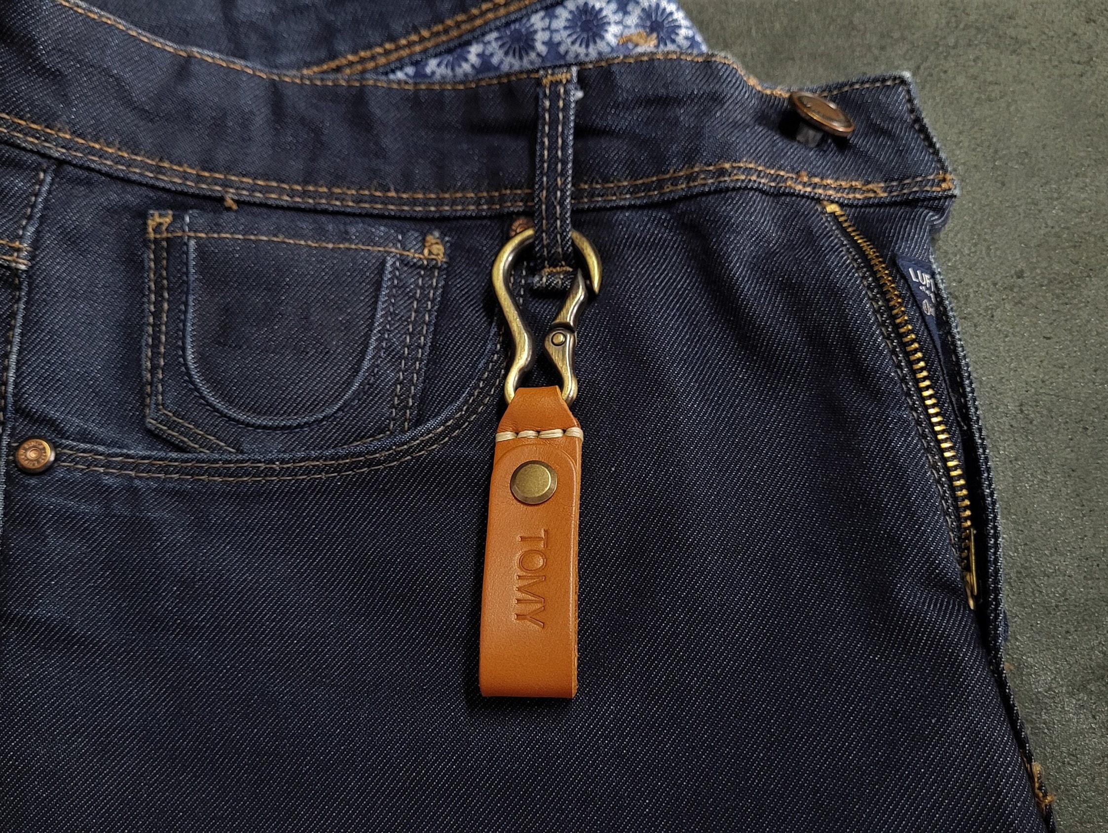 Leather Keychain Hanger Belt Loop Key Chain Belt Lanyard Keychain ...