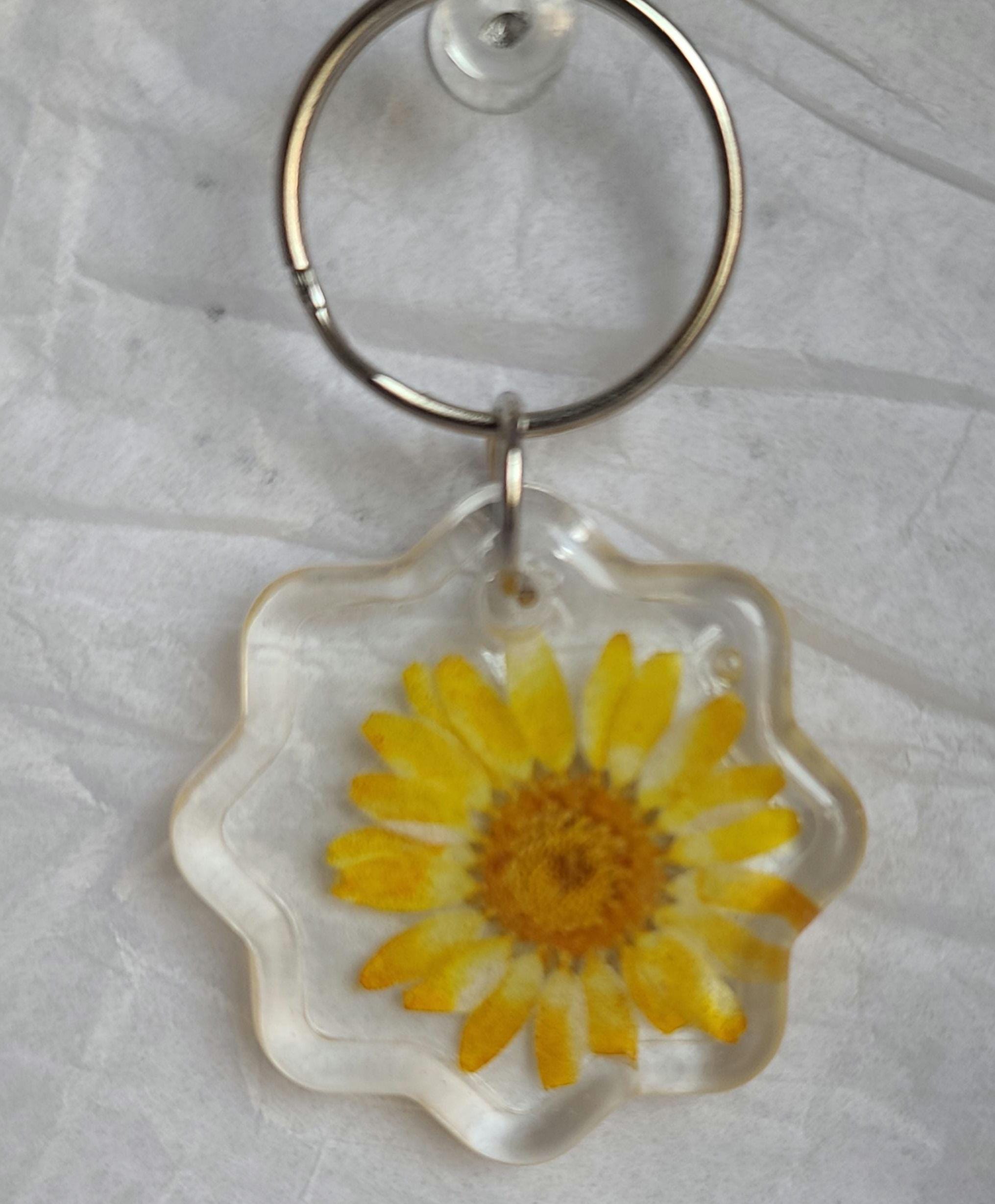 Dried Flower Keychain - Etsy