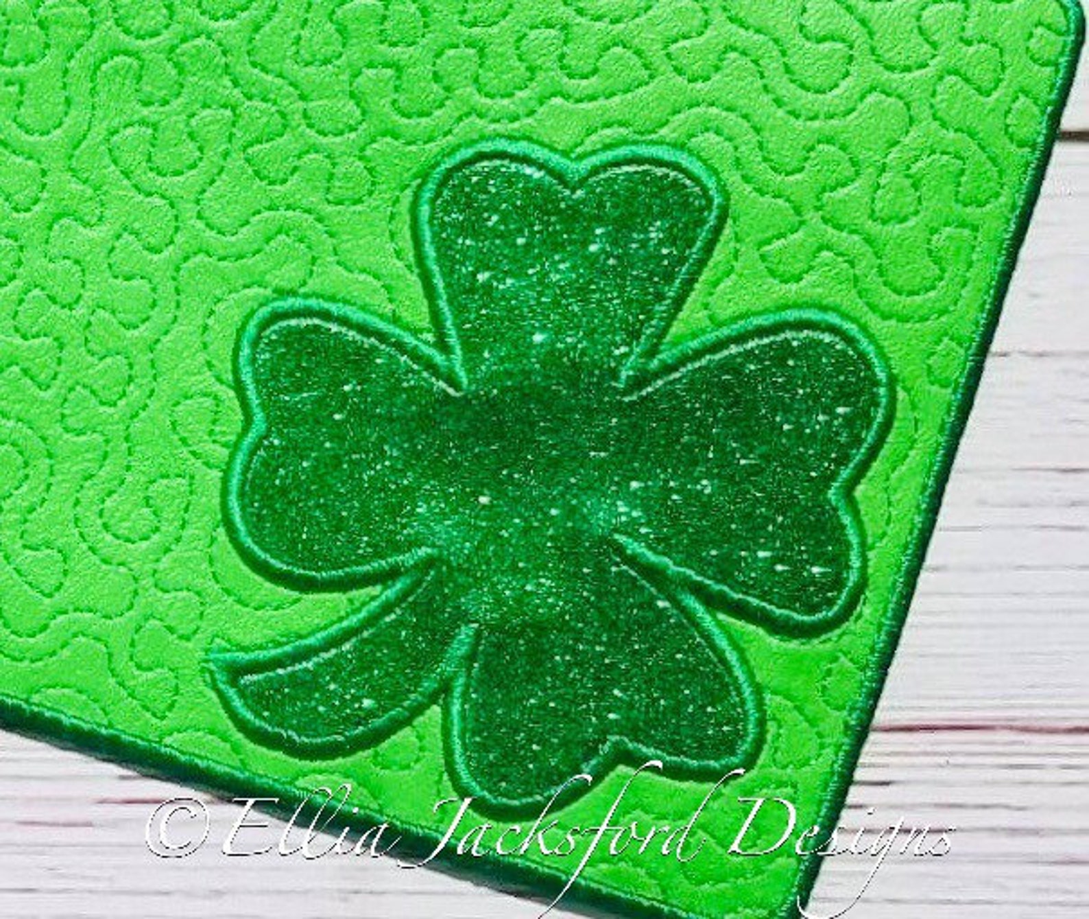 ITH Shamrock Applique Mug Rug Embroidery Design - Etsy