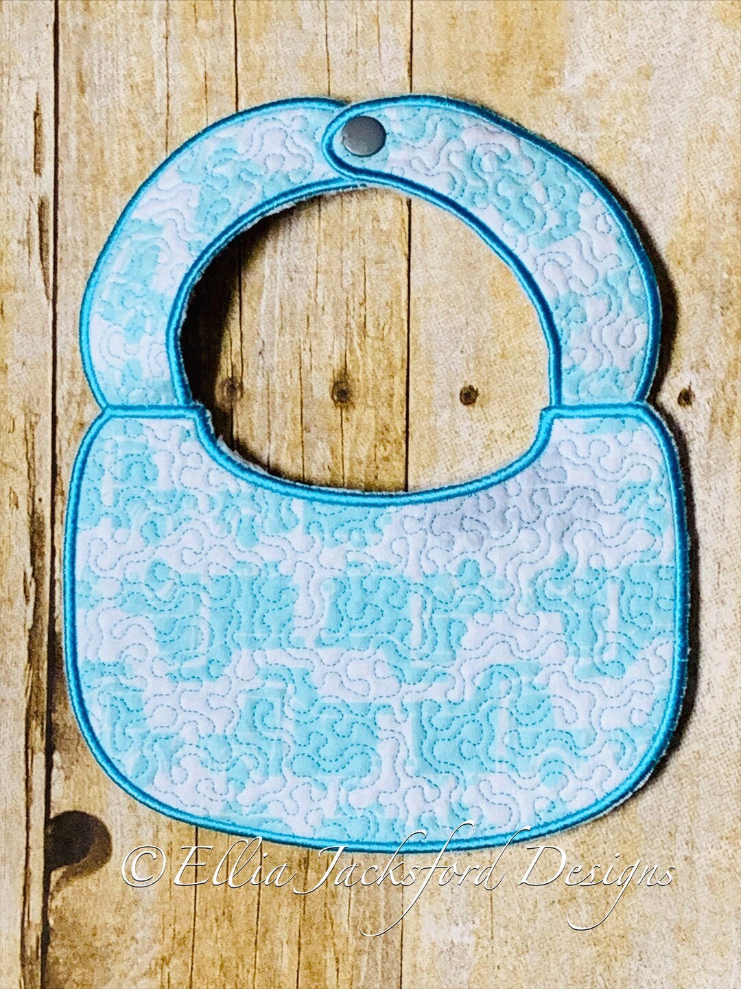 ITH 5x7 Baby Bib Embroidery Design - Etsy