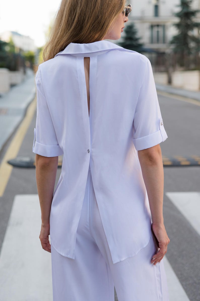 Modern Pantsuit With an Open-back Shirt for Special Occasions, Elegant ...