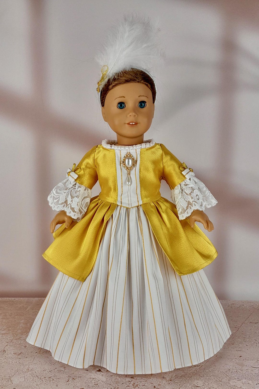 18-inch Retro Doll Sut Retro Doll Dress Gold Dress Doll Set Clothing ...