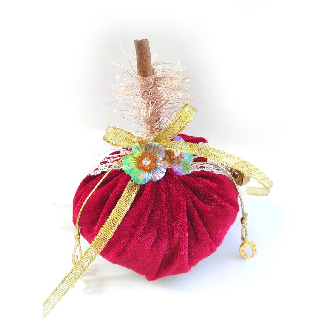 Gouri 2025 Christmas Lucky Charm,large Pumpkin in Dark Red Velvet & Iridescent Thread/ Gouria ...