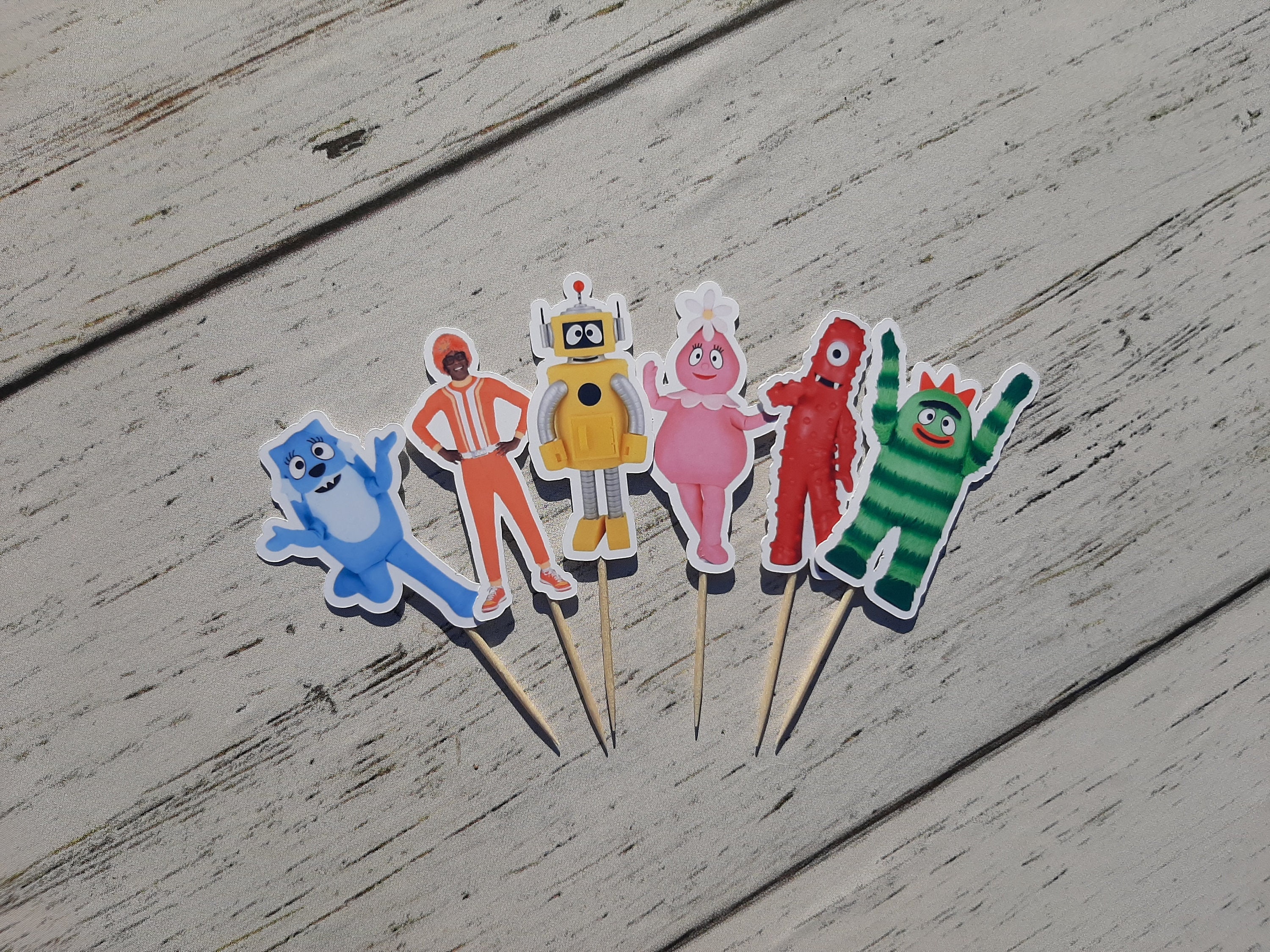 Yo Gabba Gabba Cupcake Topper Yo Gabba Gabba Party Djlance - Etsy