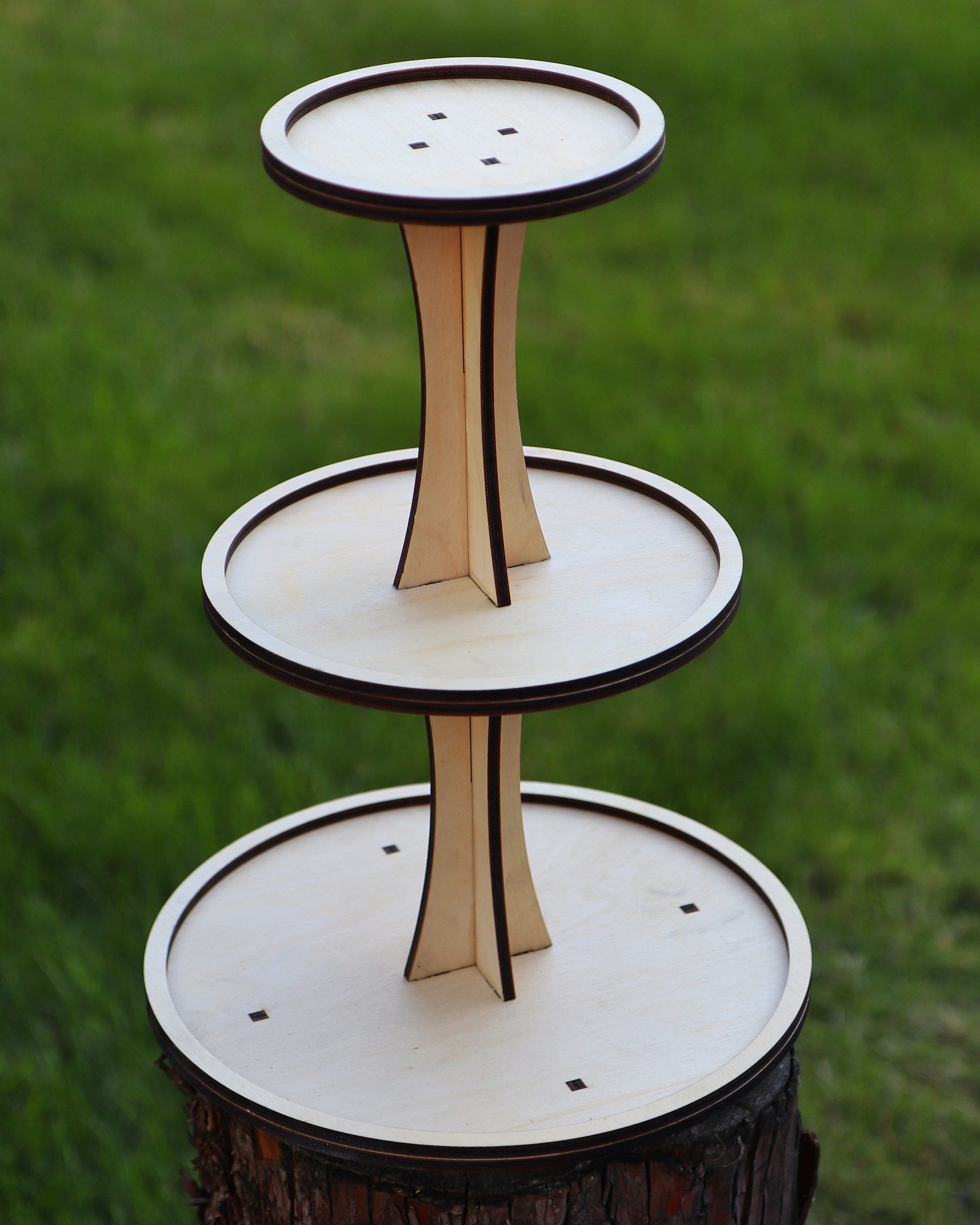 Three Tiered Tray SVG: Laser Cut File (digital Download) - Etsy