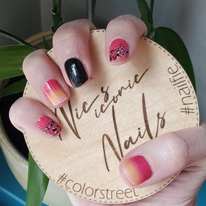 Nailfie Prop, Nailfie Disc, SVG, Laser Cutting File - Etsy