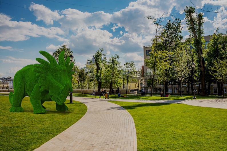 Outdoor Styracosaurus Topiary Green Figures Covered in Artificial Grass ...