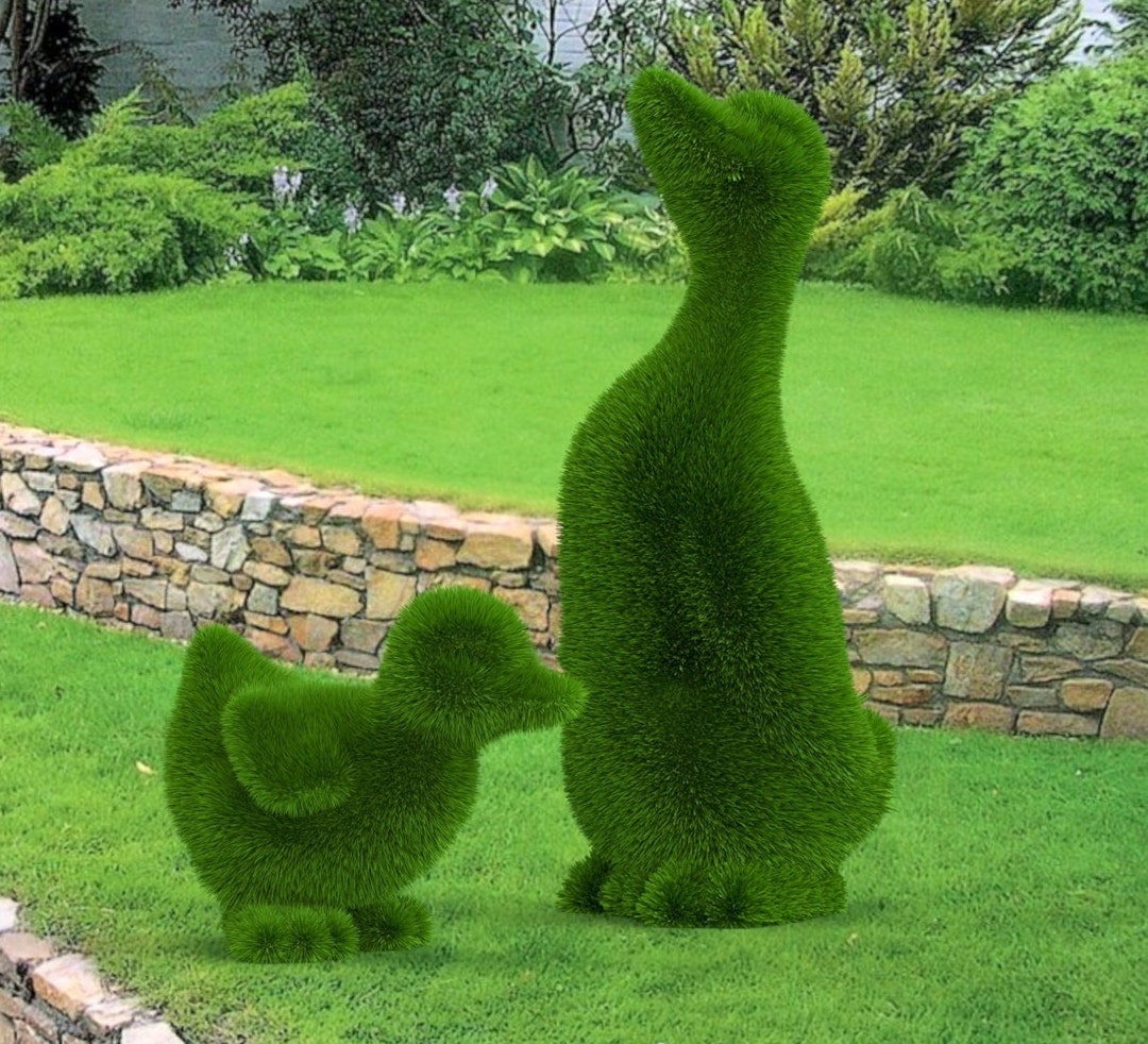 Outdoor Animal Duck and Duckling Topiary Green Figures Covered in ...