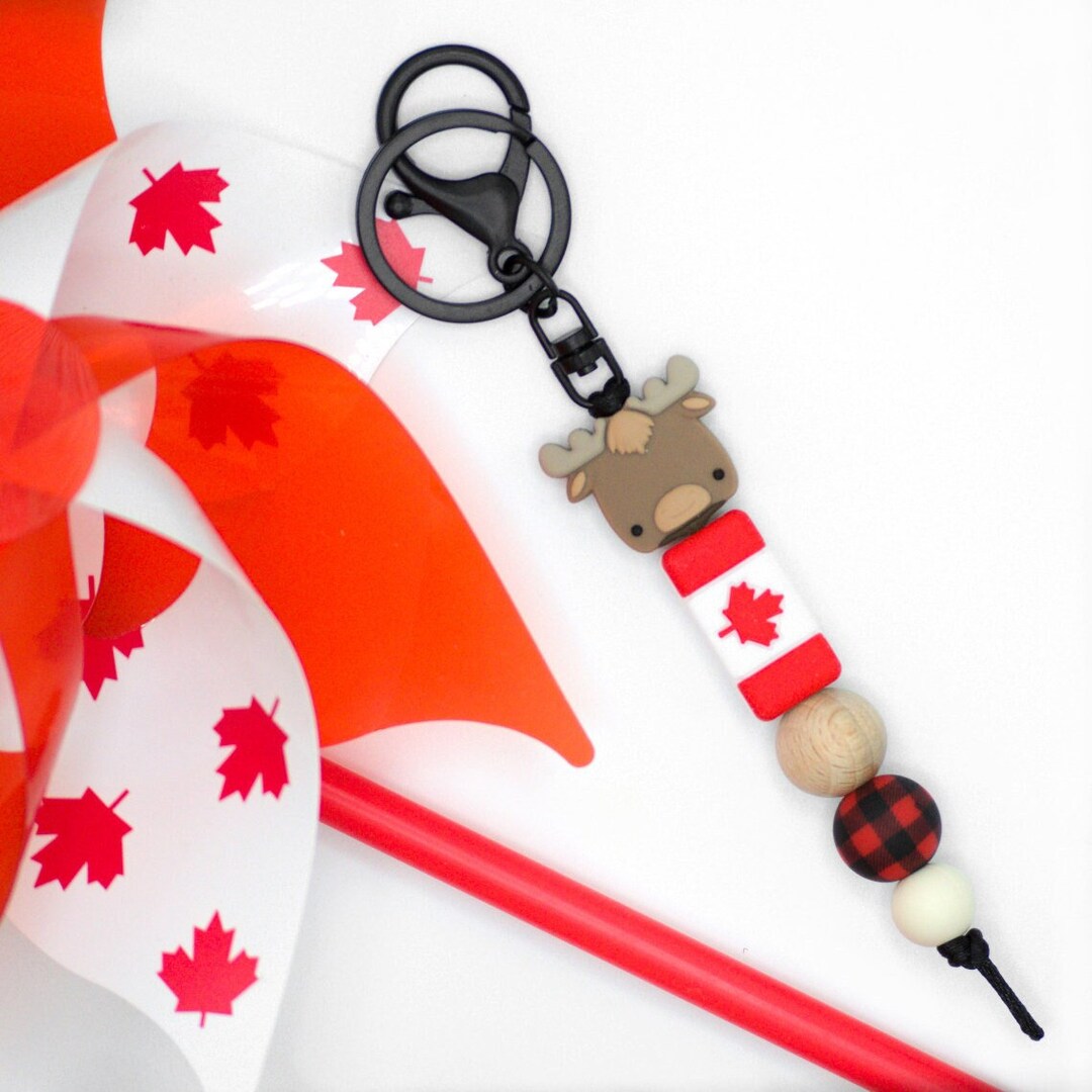Canada Day Silicone Bead Keychain Moose Bag Tag Patriotic Flag Plaid ...