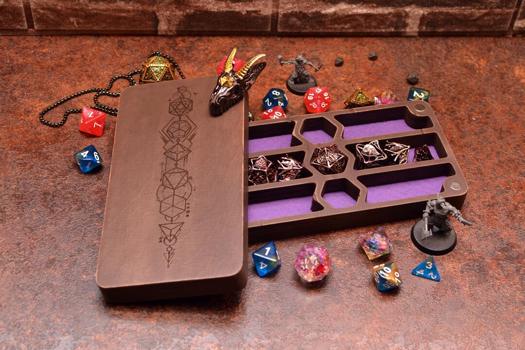 Personalized Wyvern Dice Box: Wooden Dice Vault for RPG - Etsy