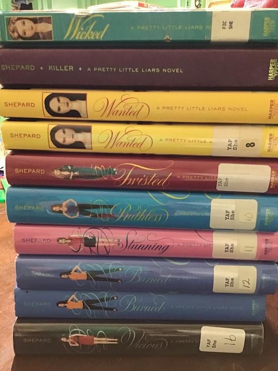 Pretty Little Liars Book Cover