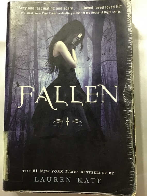Fallen By Lauren Kate Book Cover