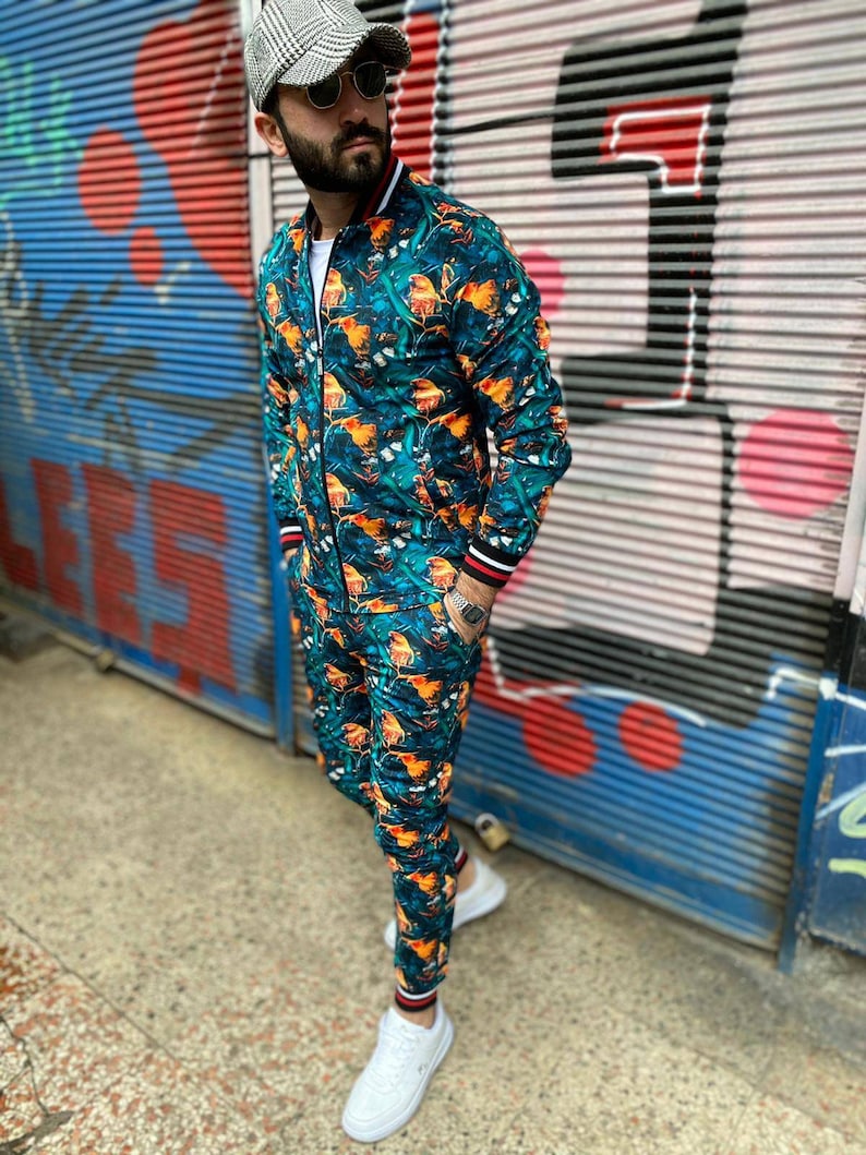Men Tracking Walking Suit, Shipping From TEXAS. Valentine's Tracksuit ...