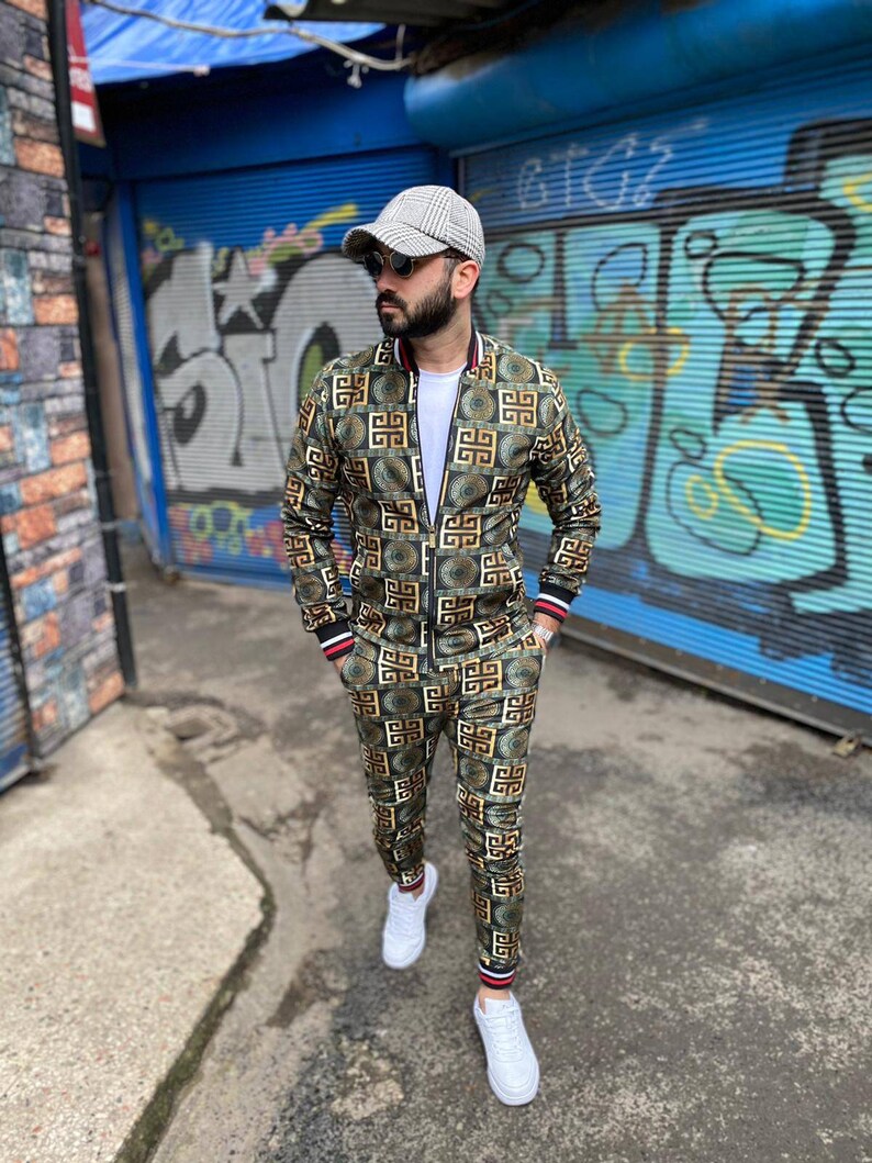 Men Tracking Walking Suit, Shipping From TEXAS. Valentine's Tracksuit ...
