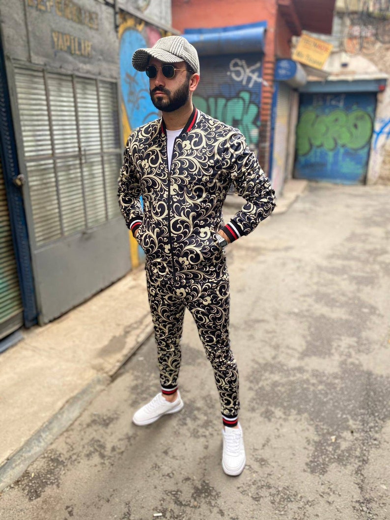 Men Tracking Walking Suit, Shipping From TEXAS. Valentine's Tracksuit ...