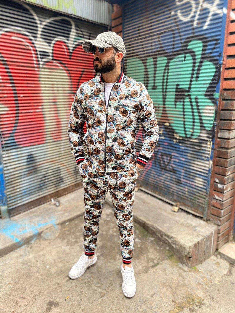 Men Tracking Walking Suit, Shipping From TEXAS. Valentine's Tracksuit ...