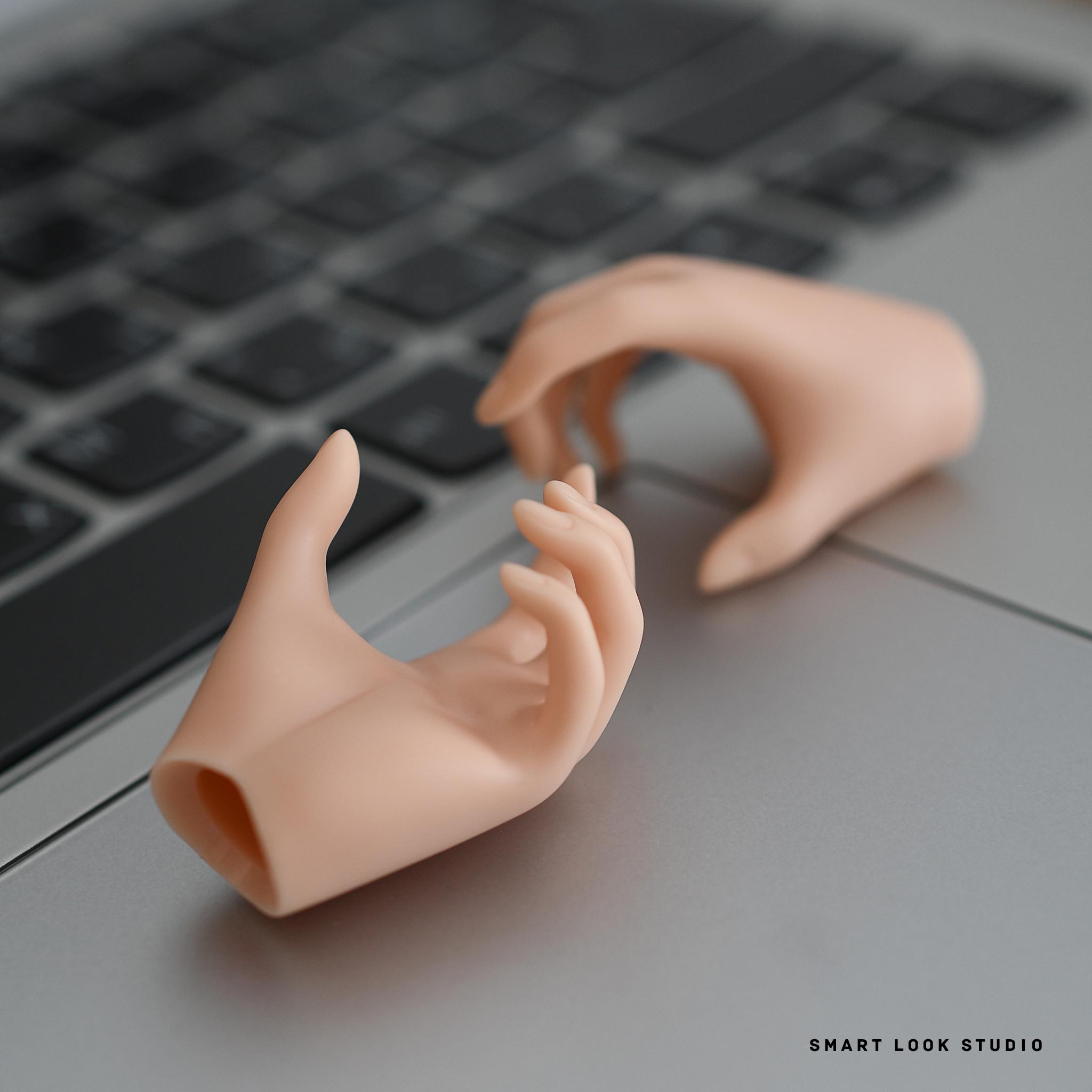 Smart Doll Hands / Doll Hands / BJD Hands / Cinnamon / Replaceable - Etsy