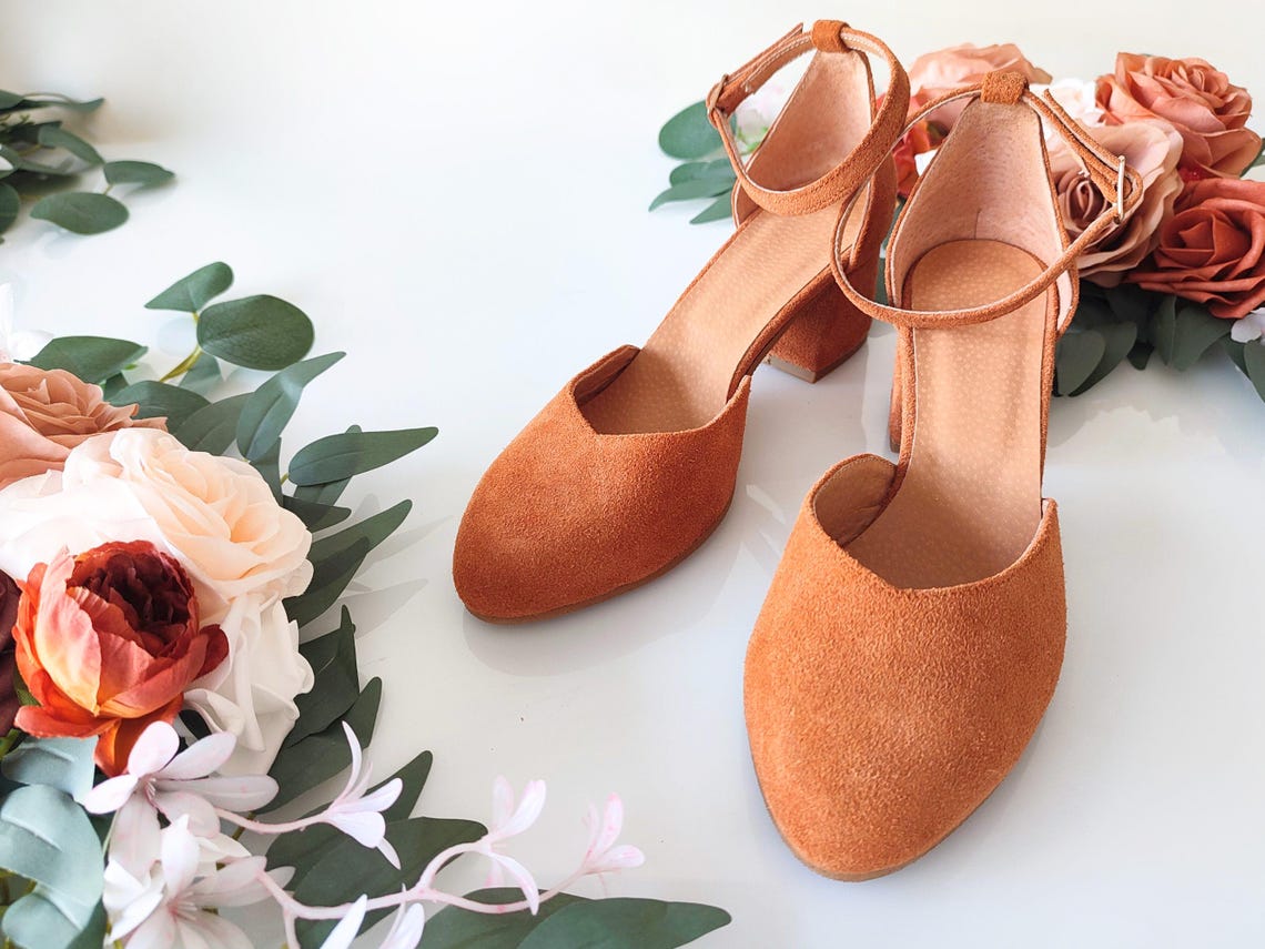 Ginger Suede Heeled Shoes, Strap Ankle Women's Mid Heel Pumps, Medium ...