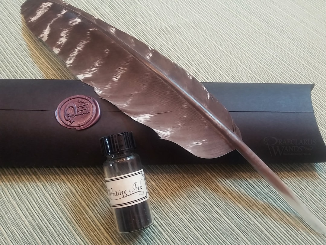 Hand-cut Turkey Feather Quill Pen Gift Set - Ink and Gift Box Included ...