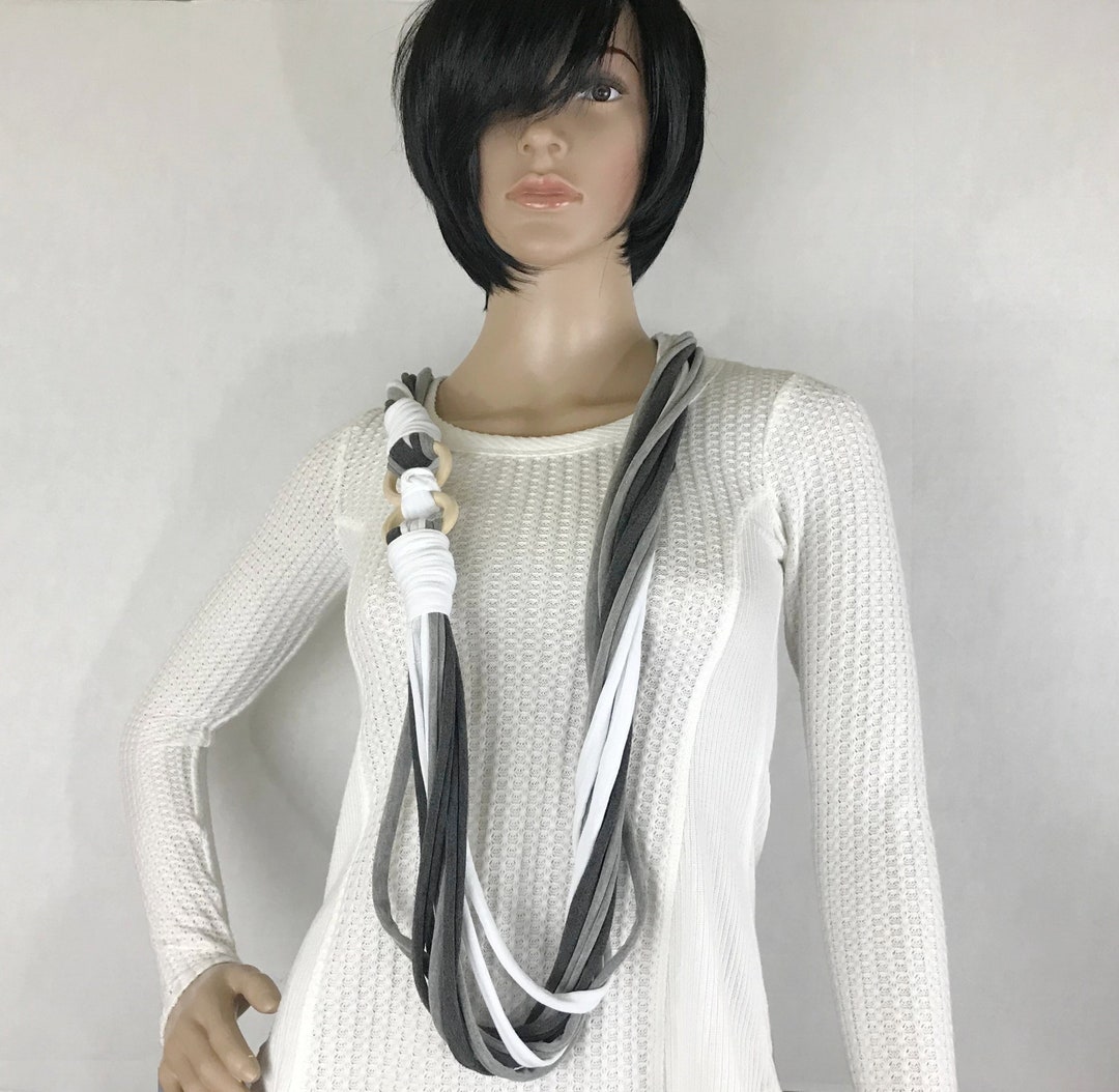 Liannas Elegant Gray Charcoal White Scarf, Trendy Fashion Novelty ...