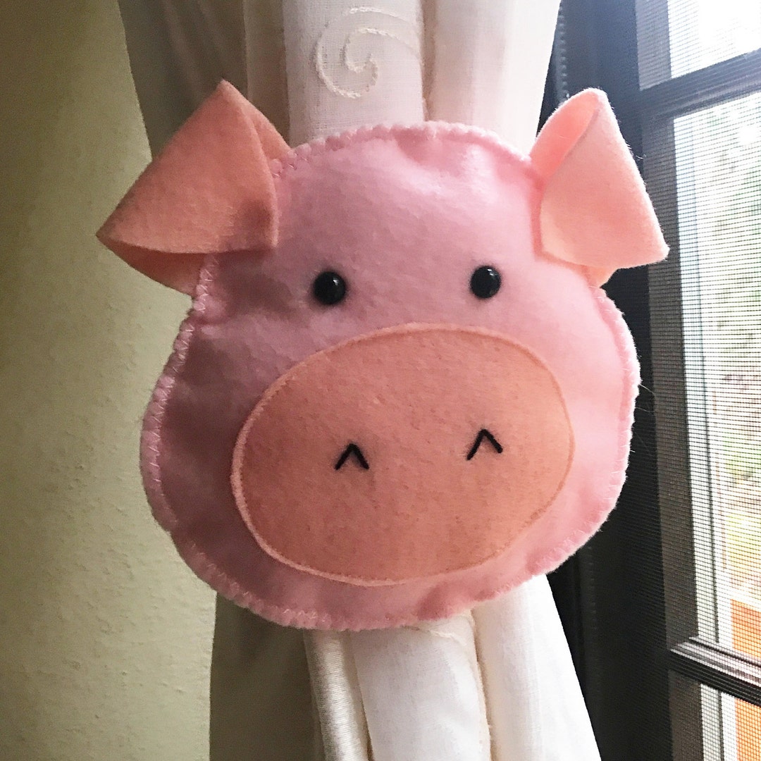 Liannas Pink and Peach Piggy Curtain Tieback, 5x5 Inches, Kids Room ...
