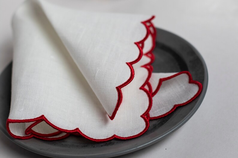 White Linen Cloth Scallop Napkins Set Wedding Napkins for - Etsy