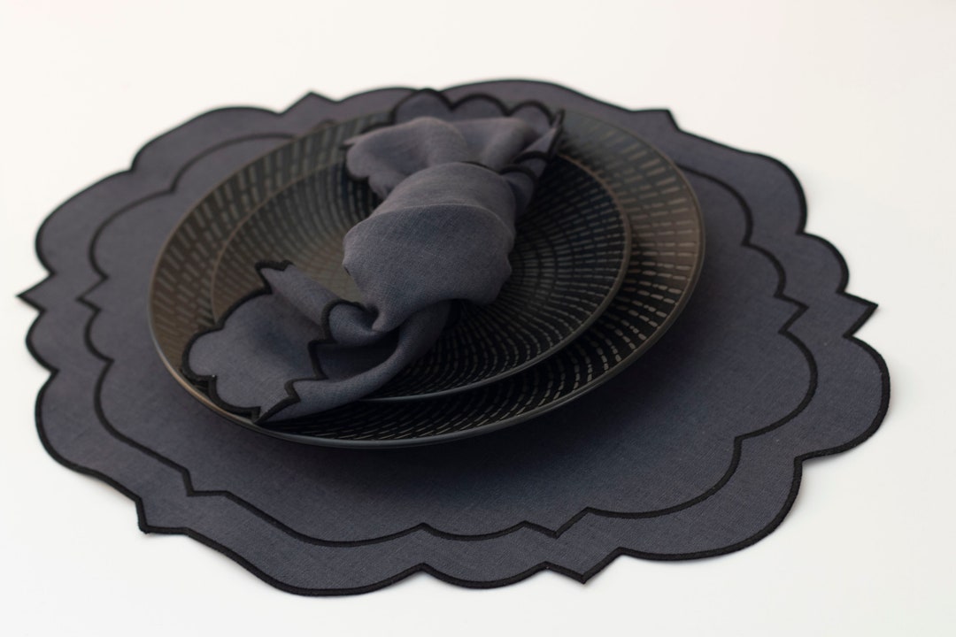 Graphite Linen Scalloped Table Mats With Double Black Trim for Table ...