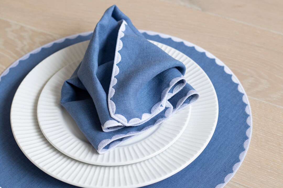 Sky Blue Linen Round Table Mats With White Trim for Table Decor Round ...