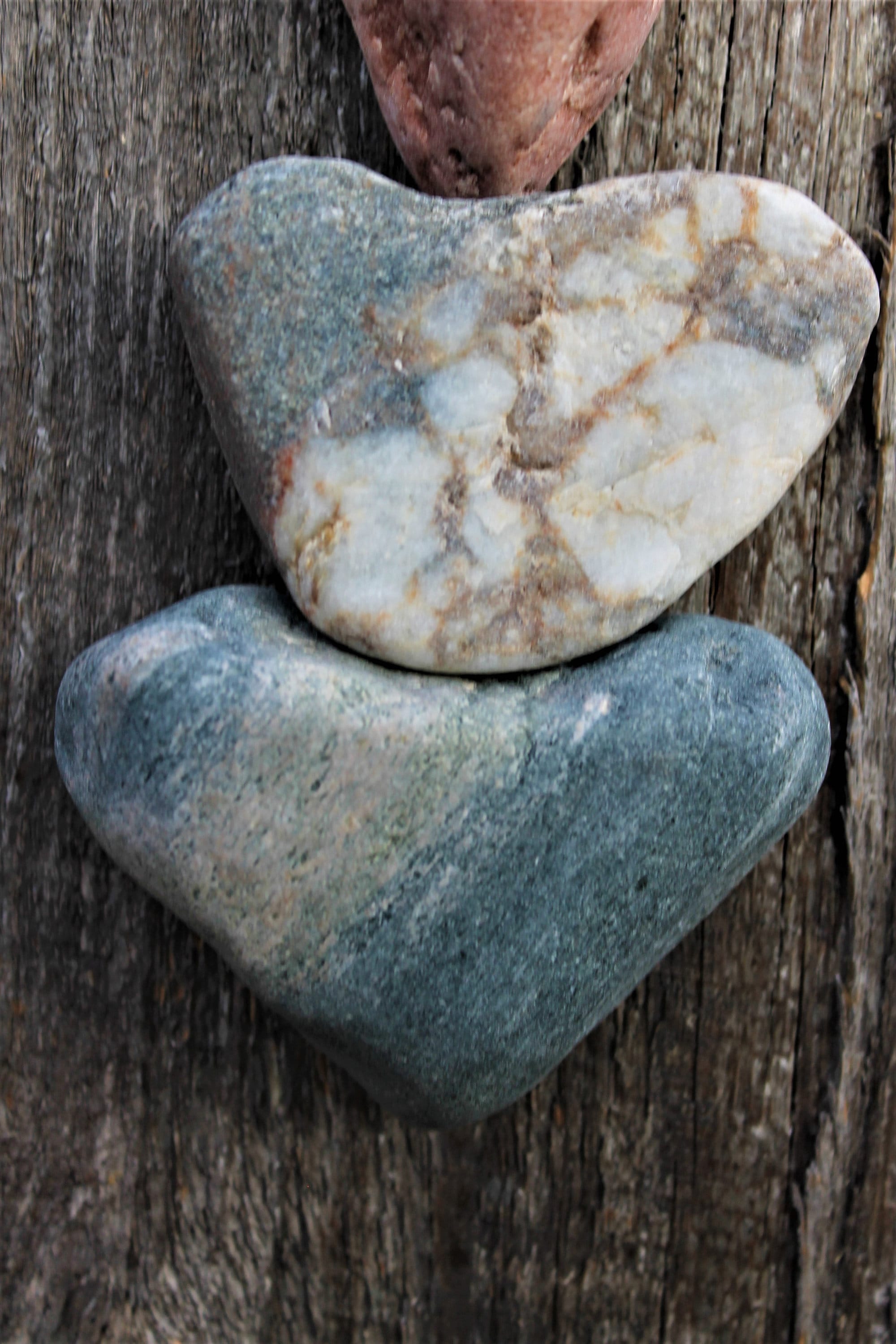 Heart Stone Wall Decor, Ascending Stone Heart Beauties , Beach Stone ...