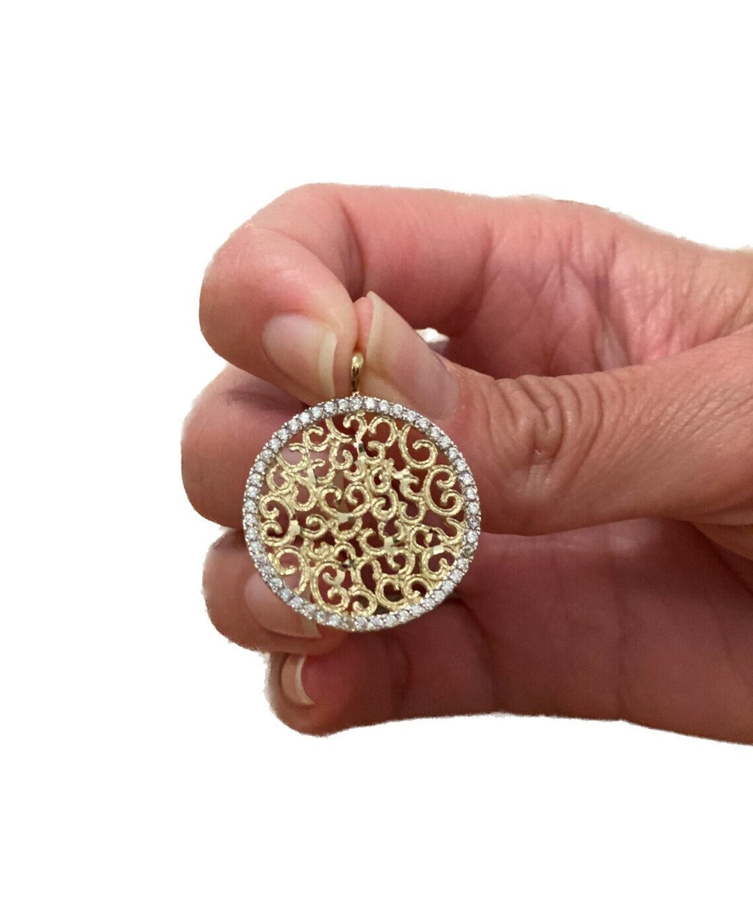 4k Solid Gold Lace Design Pendant Satin Finished Set With 50 Sparkling ...