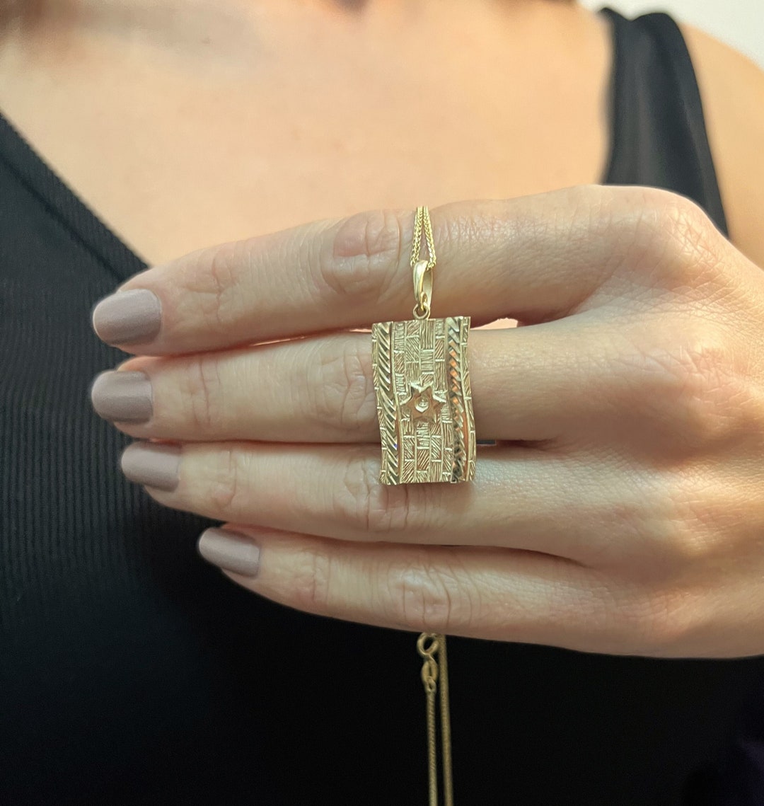 14K Solid Gold Israel Flag Pendant With Jerusalem Texture Walls, Star ...