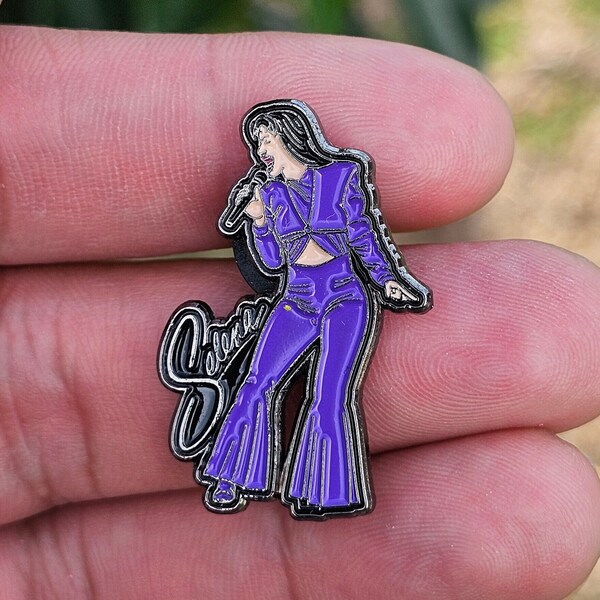 Selena Pin - Etsy