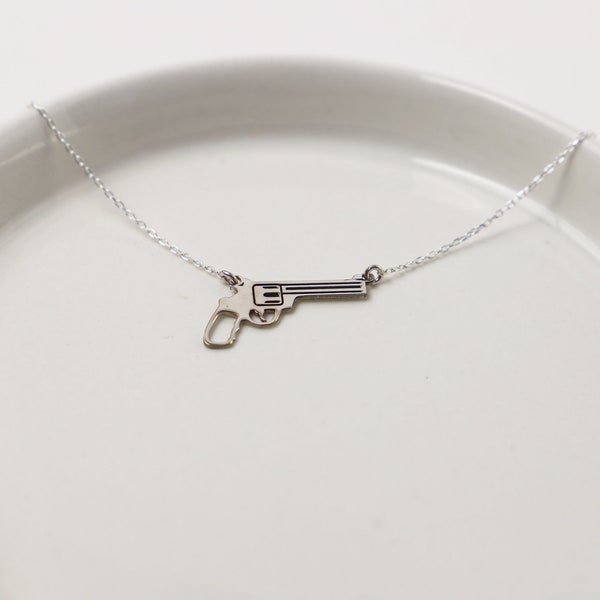 Revolver Necklace - Etsy