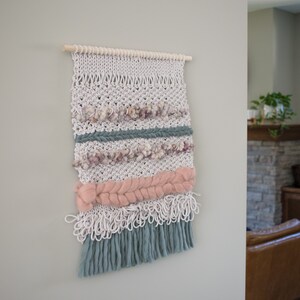 KNITTING + WEAVING PATTERN: Iona Wall Hanging | Easy Boho Knit and ...