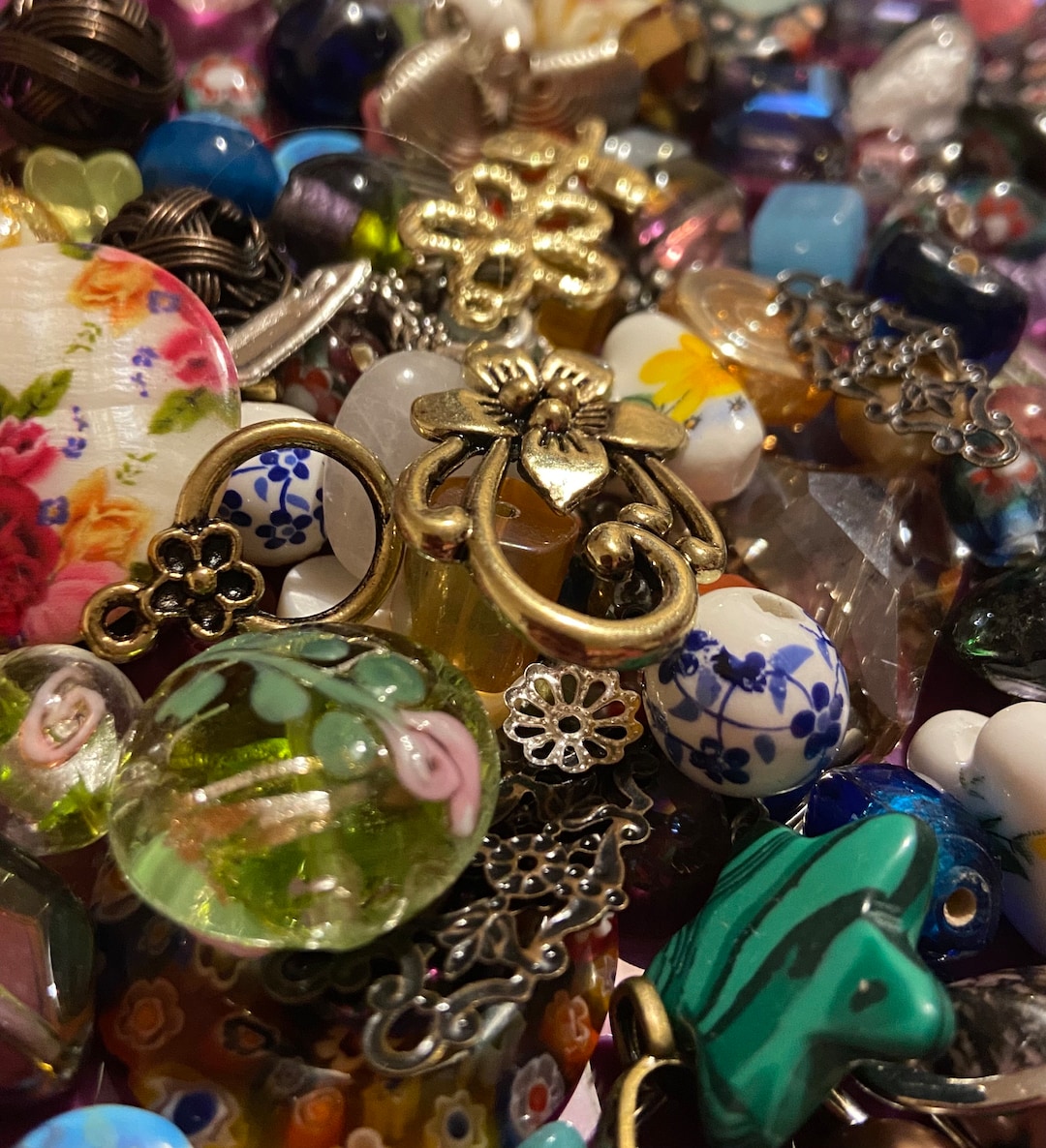 Bumper Bead Mix 250g over 1/2 Lb of Assorted Glass, Crystal, Semi ...