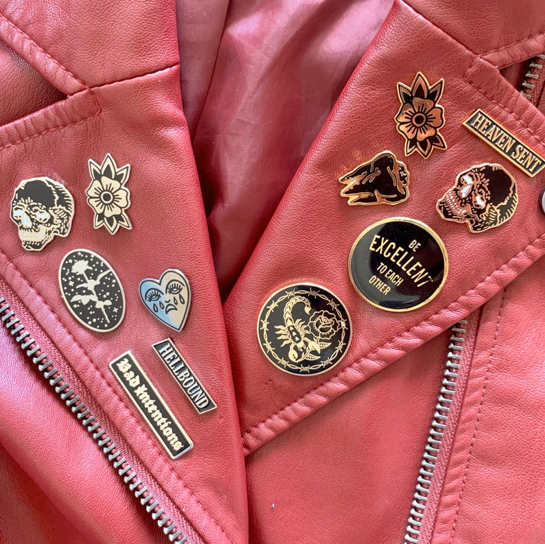 Skull Hard Enamel Lapel Pin Badge Anatomical Illustration - Etsy