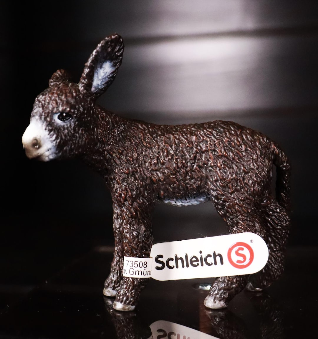 Schleich 13686 Poitou Donkey Foal Animal Figure Donkey Toy NEW Red 2010 ...