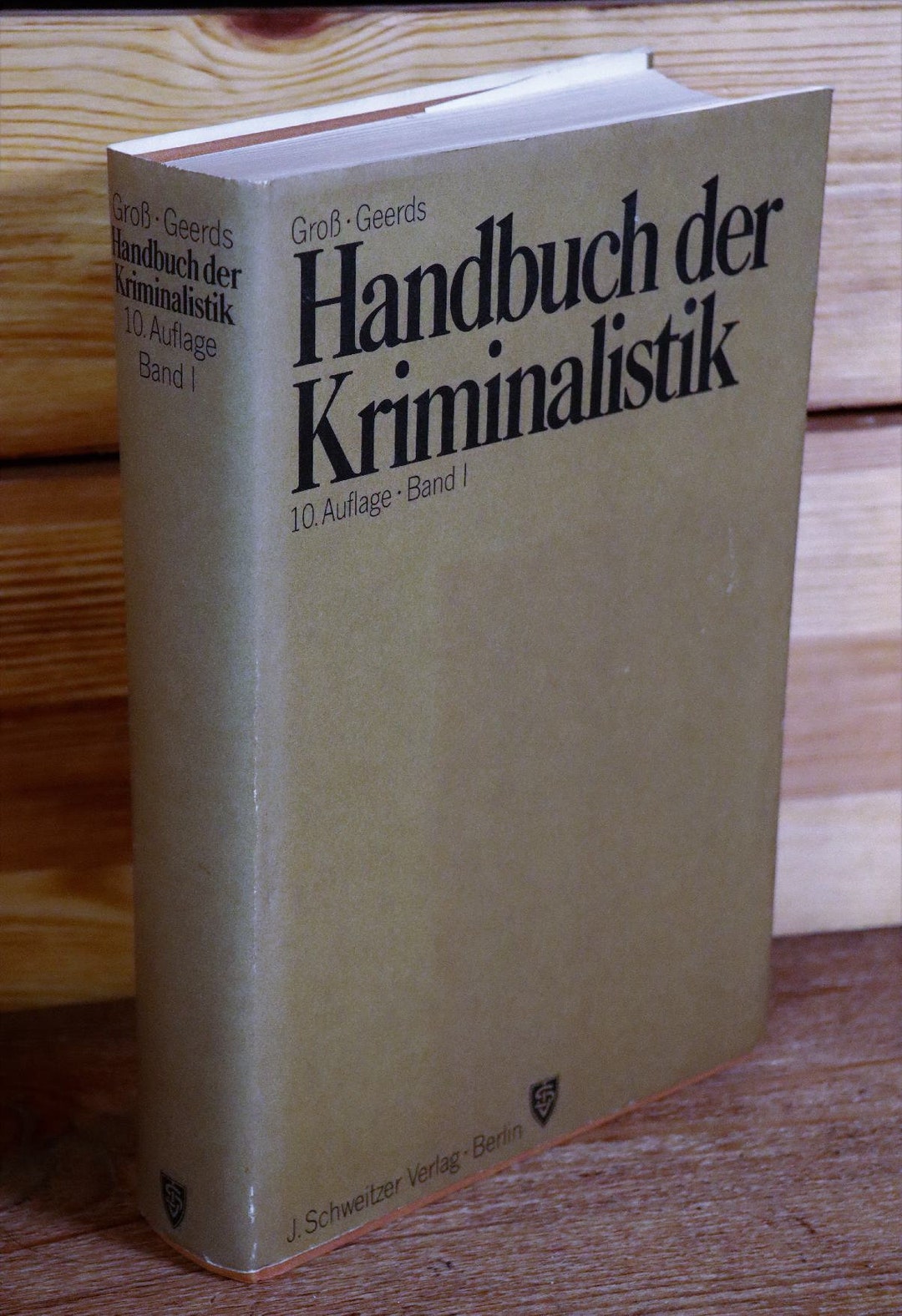 Handbook of Criminalistics Established as "handbook for Investigating ...
