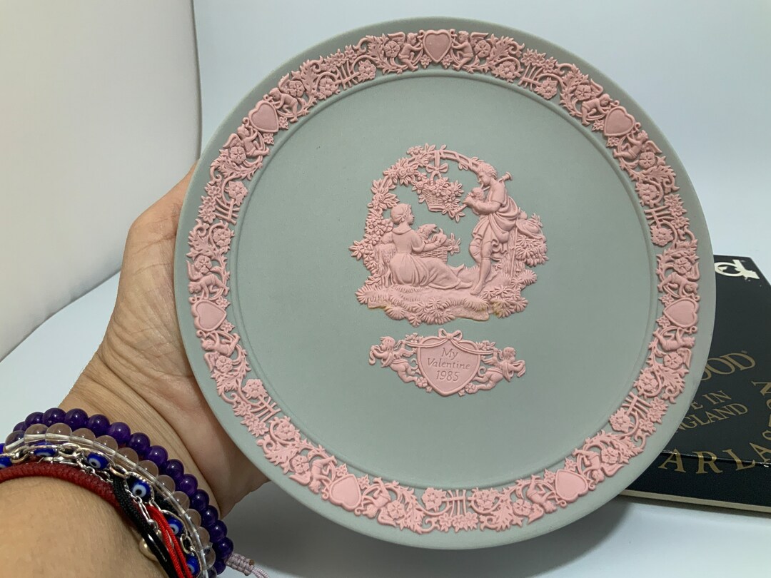 Vintage Wedgwood Jasper Wear Valentine Plate 1985 in Its - Etsy