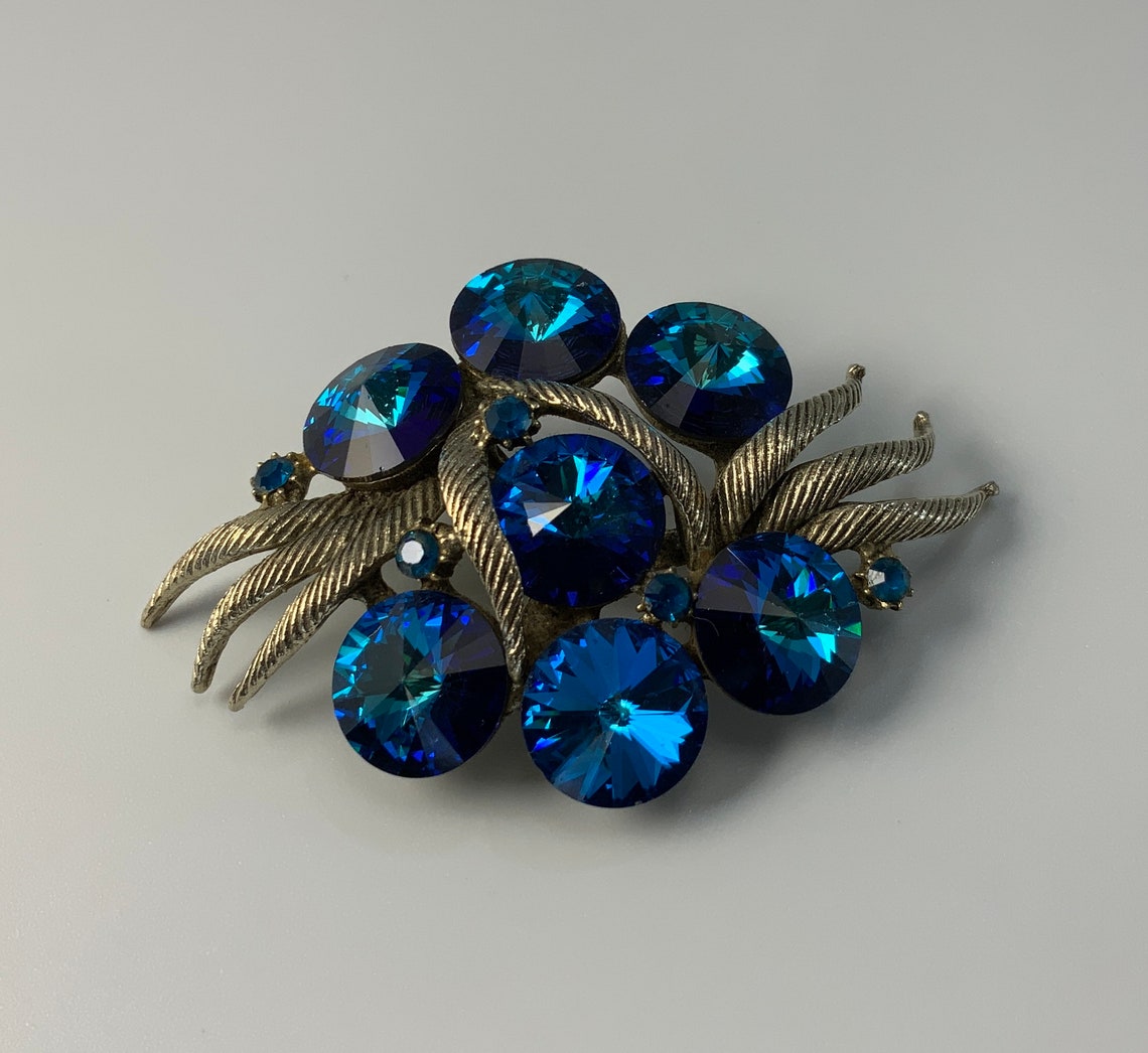 Vintage Austrian Crystals Brooch - STUNNING Blue Colors-measuring ...
