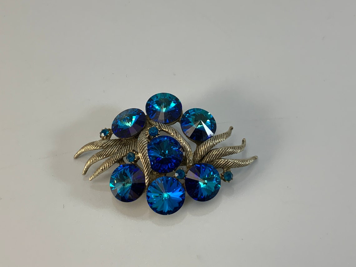 Vintage Austrian Crystals Brooch - STUNNING Blue Colors-measuring ...