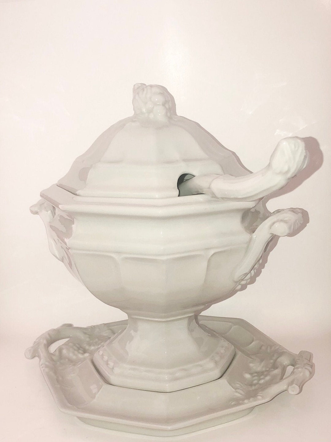 Red Cliff White Ironstone Tureen, Vintage 4 Piece Set, Grape Motif ...