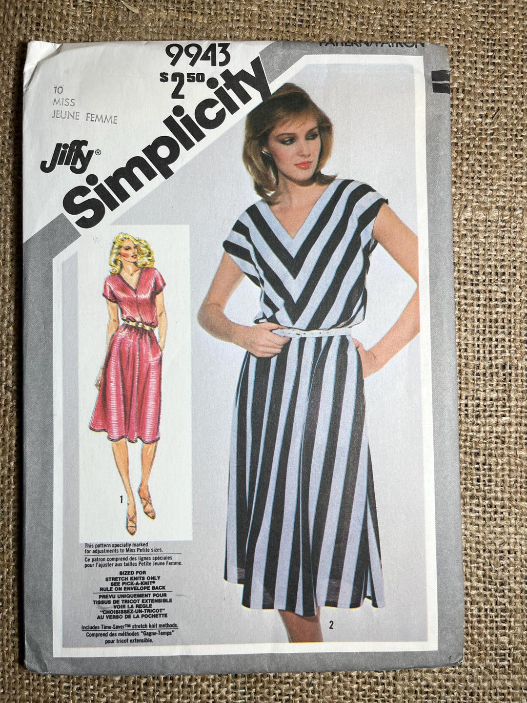 Vintage Simplicity 9943 Sewing Pattern (c.1981) – Misses’ V-neck Belted ...