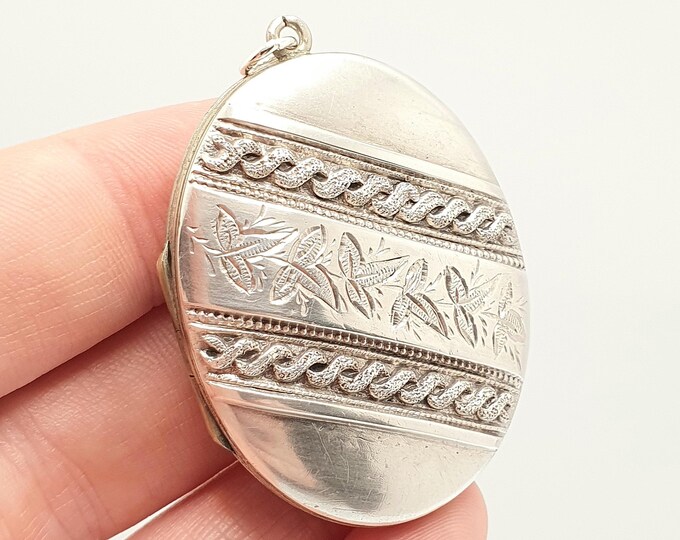 Antique Victorian Locket Silver Plate Large Big Ivy Leaf Pattern Floral ...