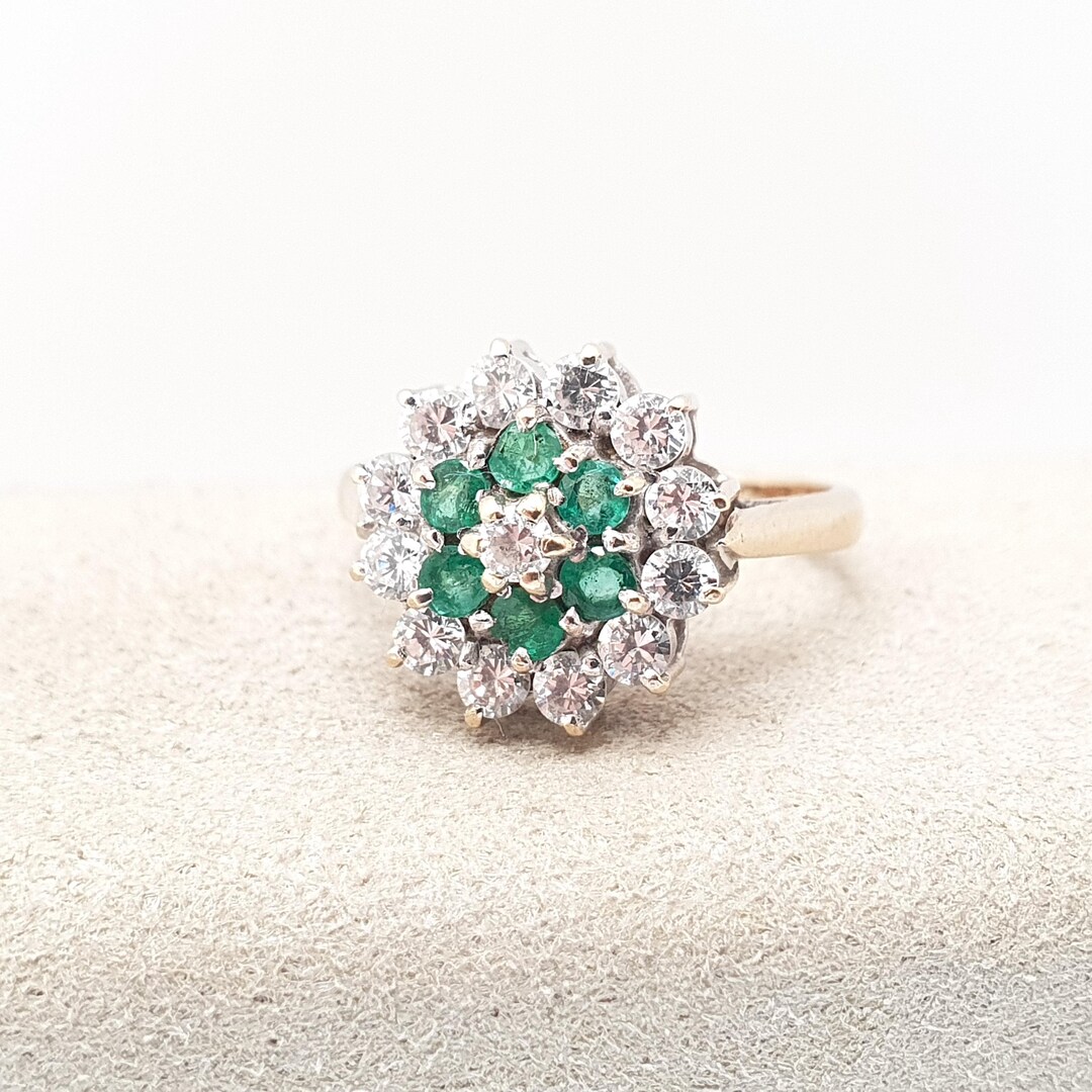 Vintage 9k Gold Emerald Ring Cluster CZ Cubic Zirconia Solid 9ct 375 ...