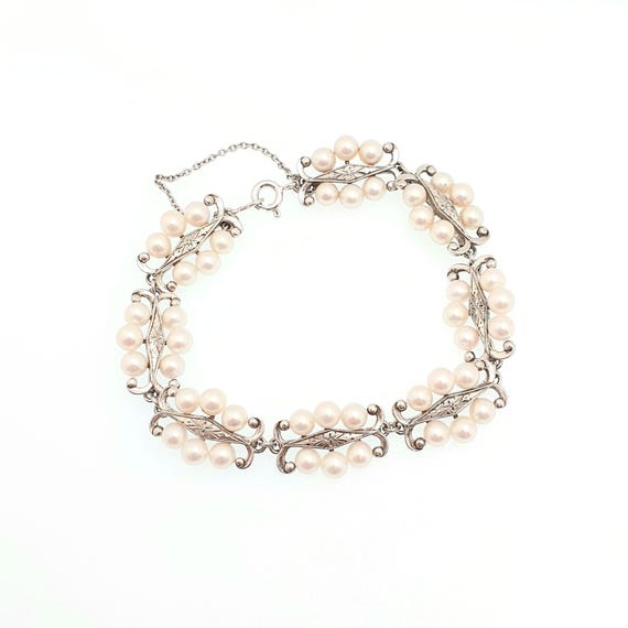 Vintage MIKIMOTO Pearl Bracelet Sterling Silver Cultured Vintage MIKIMOTO Pearl Bracelet Sterling Silver Cultured
