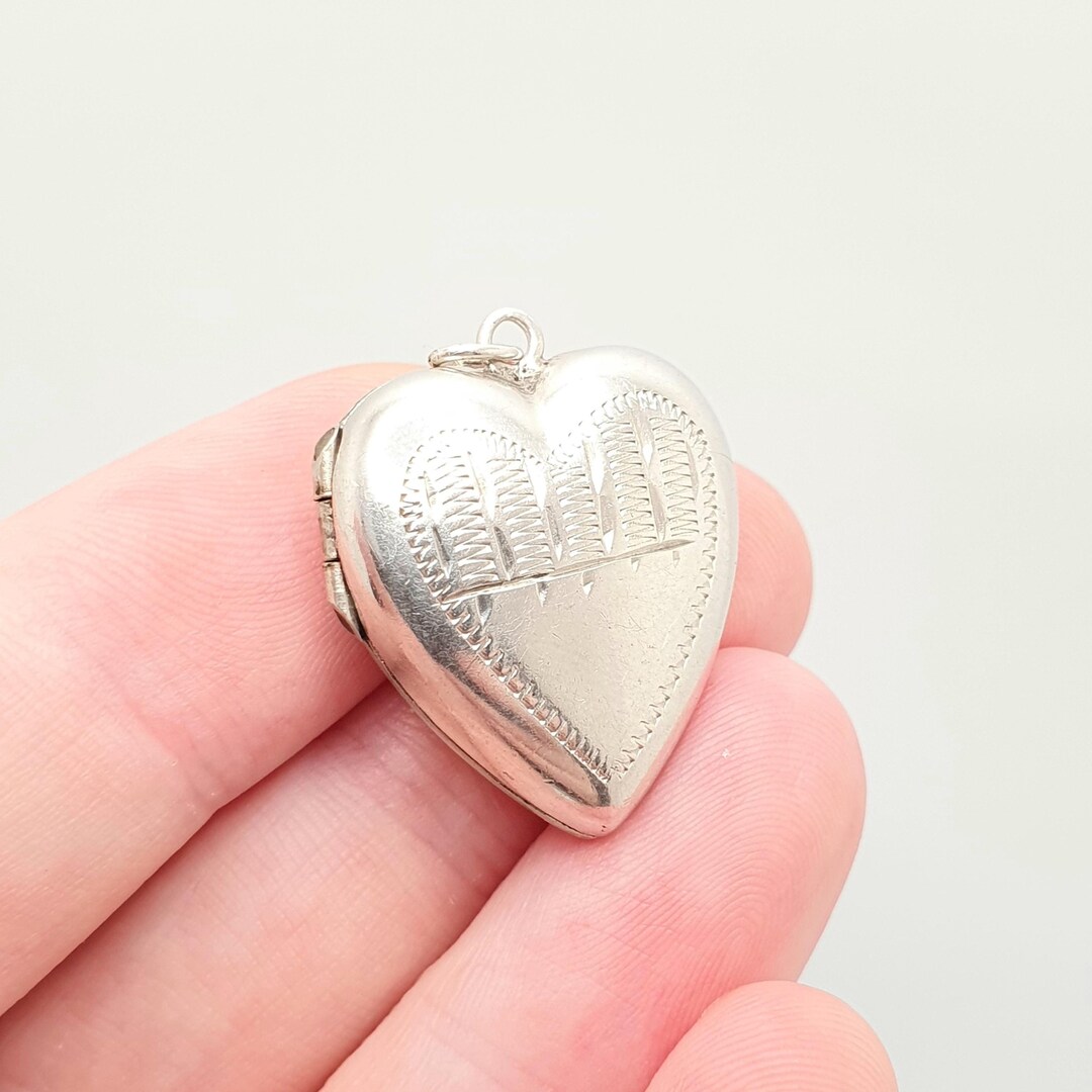 Antique Solid Silver Heart Locket Necklace Pendant Embossed Picture ...