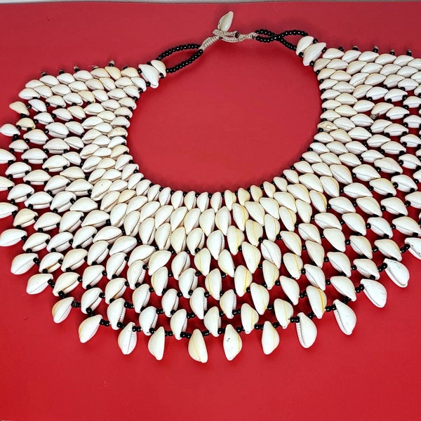 Cowry Shell Necklace - Etsy