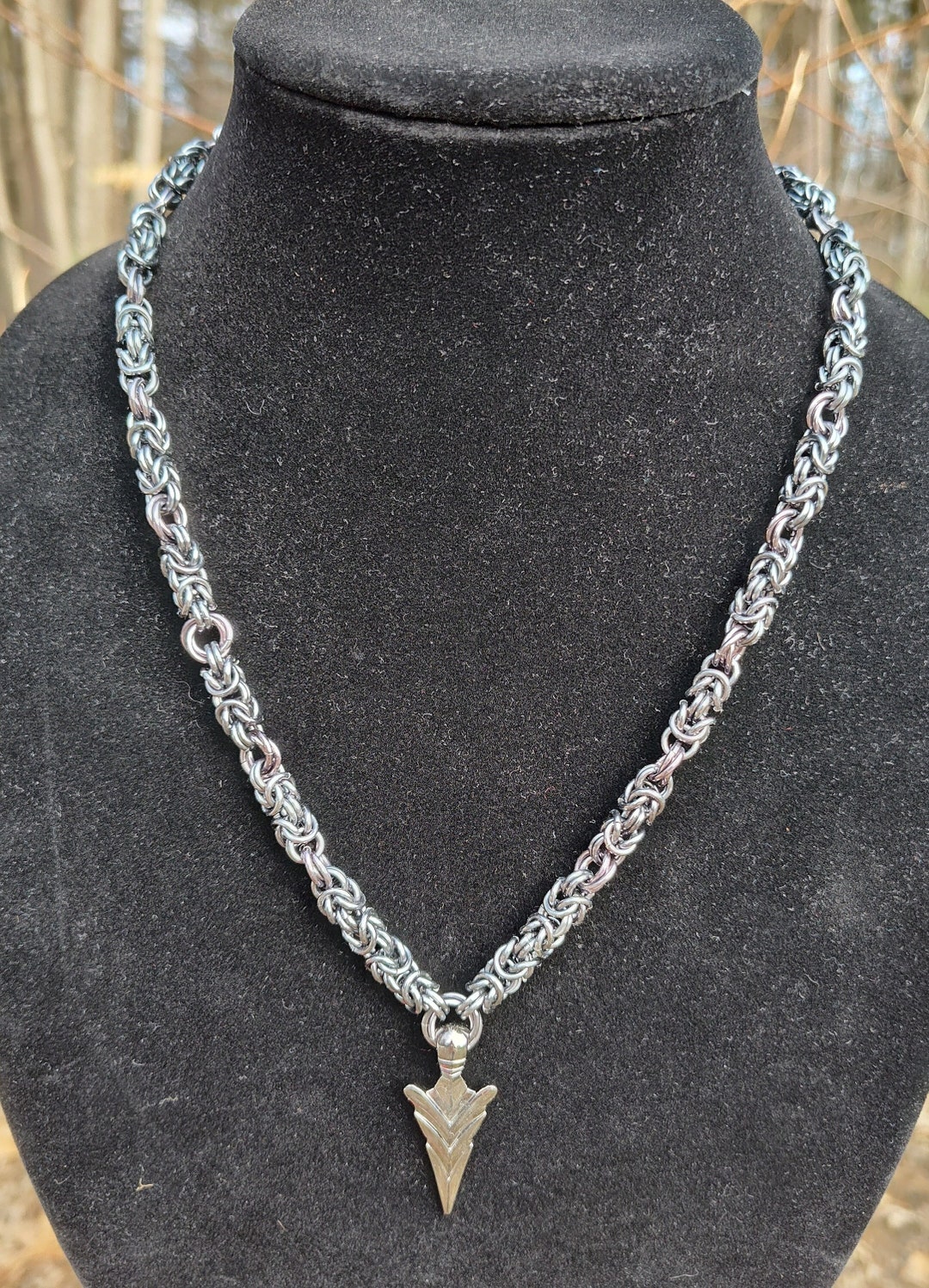 Shiny Black Byzantine Arrow Necklace - Etsy