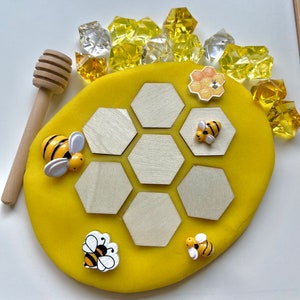 Honey Bee Sensory Kit | Play Dough Sensory Bin | Pollinator | Toddler ...